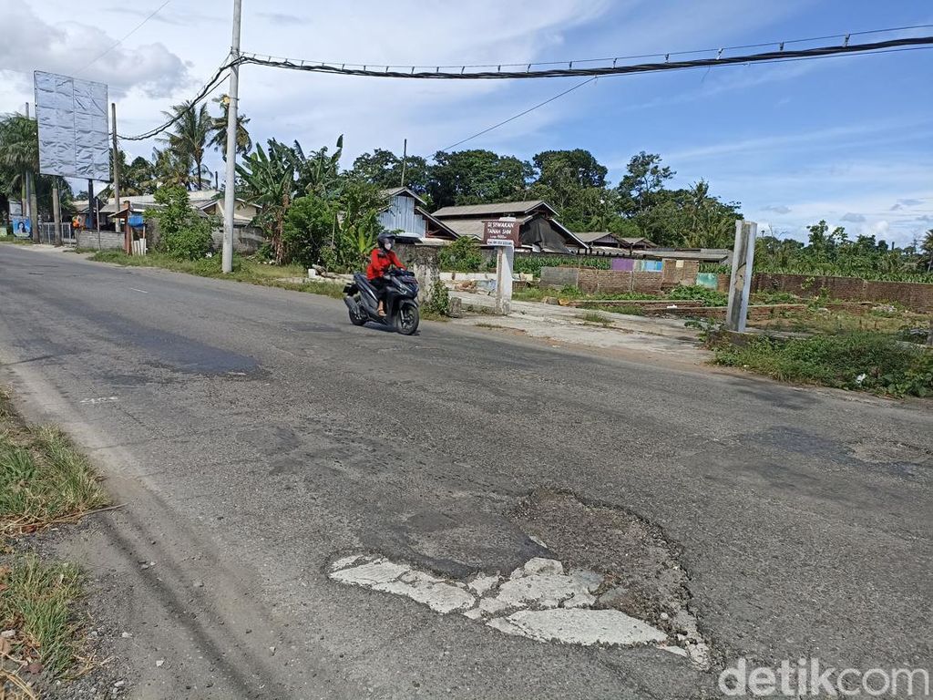 Berita dan Informasi Perbaikan jalan di blitar Terkini dan Terbaru Hari ... Berita dan Informasi Perbaikan jalan di blitar Terkini dan Terbaru Hari ...