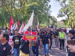 Berita dan Informasi Demo buruh Terkini dan Terbaru Hari ini - detikcom