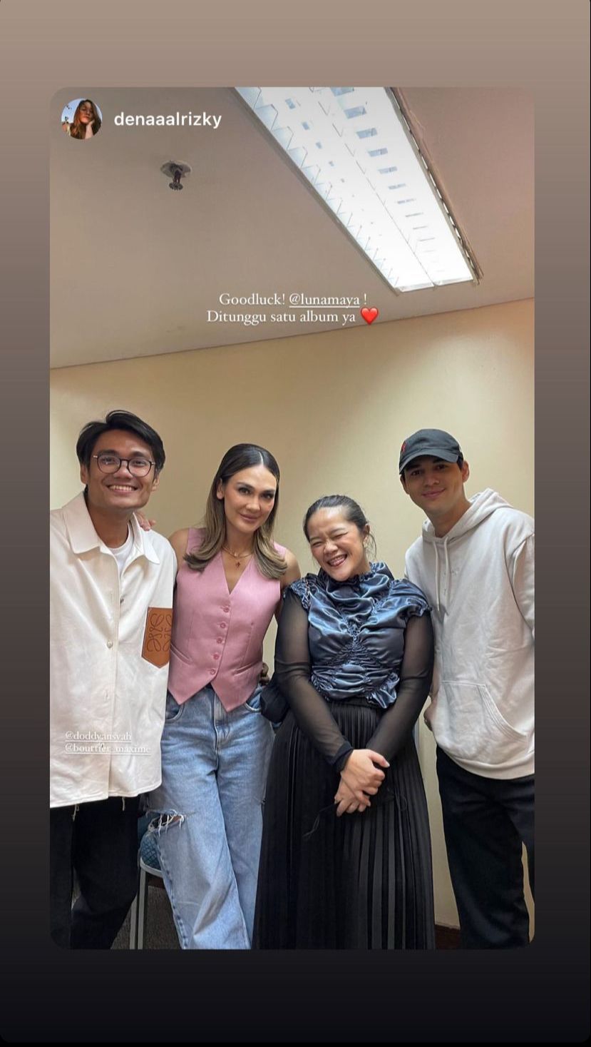 Mesra! 7 Potret Luna Maya & Maxime Bouttier Terciduk Nonton Konser Bareng Mesra! 7 Potret Luna Maya & Maxime Bouttier Terciduk Nonton Konser Bareng