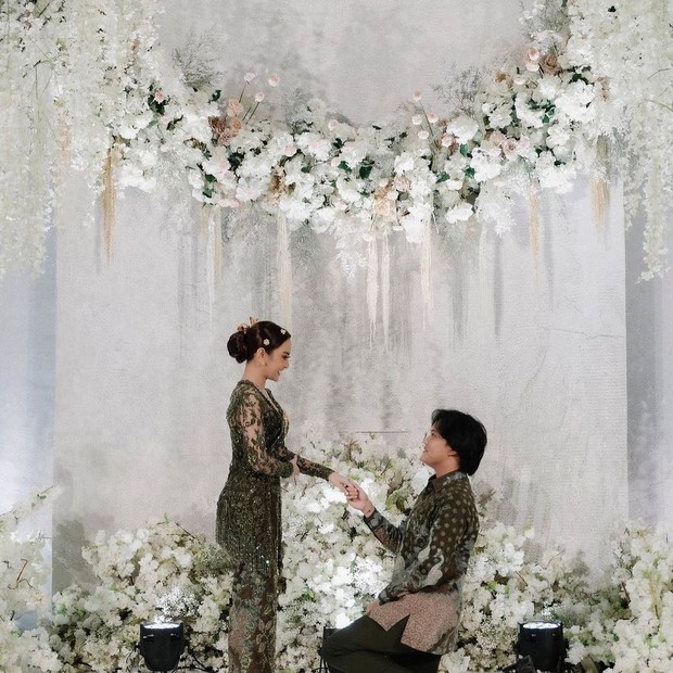 Rizky Febian dan Mahalini Resmi Bertunangan! Intip Detail Gaya dan ... Rizky Febian dan Mahalini Resmi Bertunangan! Intip Detail Gaya dan ...
