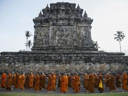 Berita dan Informasi Twibbon hari raya waisak 2023 Terkini dan Terbaru Hari ini - detikcom