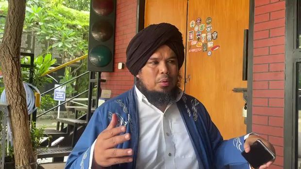 Curhat ke Ustaz Derry Sulaiman, Ini Alasan Nathalie Holscher Lepas Hijab Curhat ke Ustaz Derry Sulaiman, Ini Alasan Nathalie Holscher Lepas Hijab