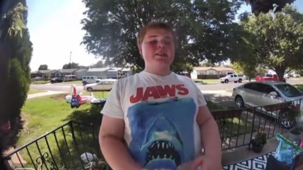 Viral di TikTok, Bocah 10 Tahun Korban Bully Datangi Rumah Tetangga ...