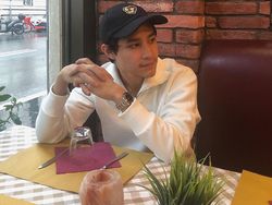 Teuku Rasya Six Pack