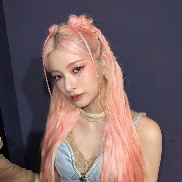 Seluruh Member EVERGLOW Resmi Buka Akun Instagram Pribadi! Ini Detailnya