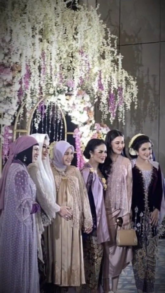 Isu Dekat dengan Thariq, 7 Momen Aaliyah Massaid Akrab dengan Gen ... Isu Dekat dengan Thariq, 7 Momen Aaliyah Massaid Akrab dengan Gen ...