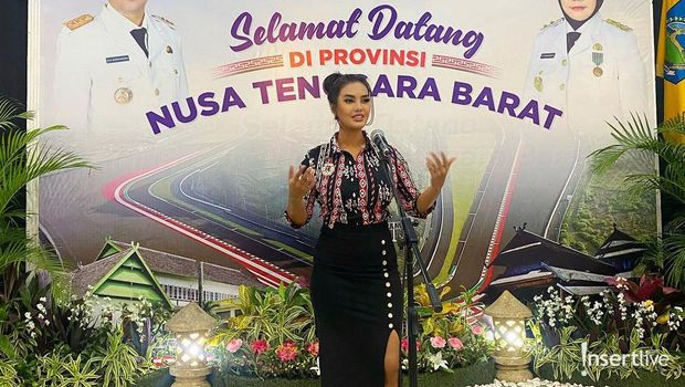 Vina Anggi Sitorus Suarakan Peduli Lingkungan Hidup Vina Anggi Sitorus Suarakan Peduli Lingkungan Hidup