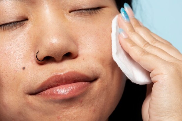 Amankah Double Cleansing Untuk Pemilik Kulit Berjerawat Ini Kata
