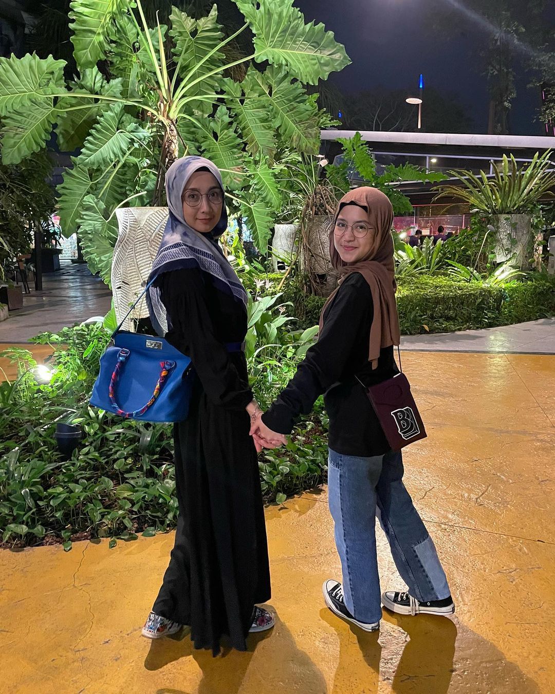 Larang Sang Ibu ke Kampus, 7 Potret Nasywa Anak Desy Ratnasari Jadi Mahasiswa IPB