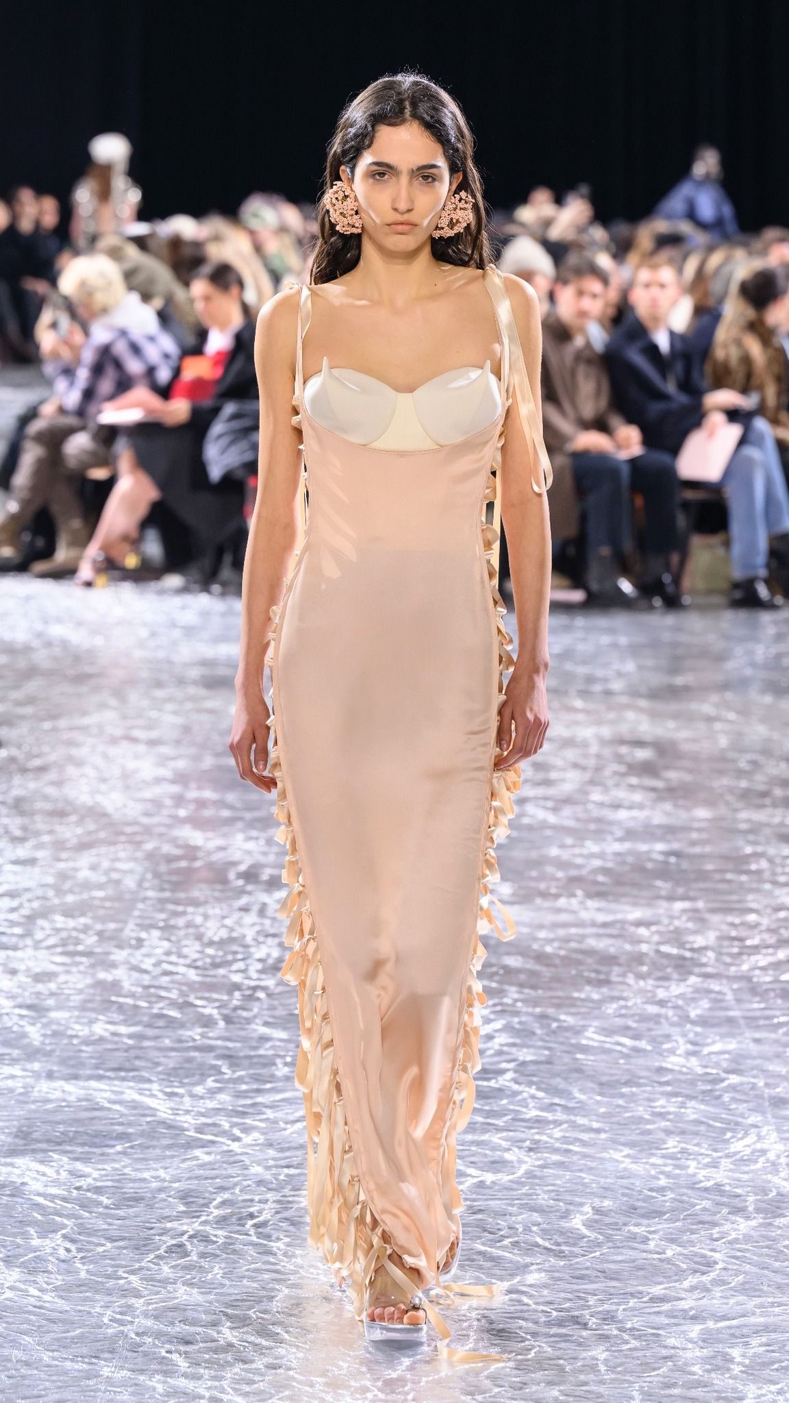 5 Hal Menarik Koleksi Couture Jean Paul Gaultier oleh Simone Rocha di ...