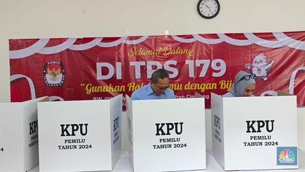 Pakai Kode Ini, Mendag Zulhas Terang-Terangan Nyoblos Prabowo-Gibran Pakai Kode Ini, Mendag Zulhas Terang-Terangan Nyoblos Prabowo-Gibran