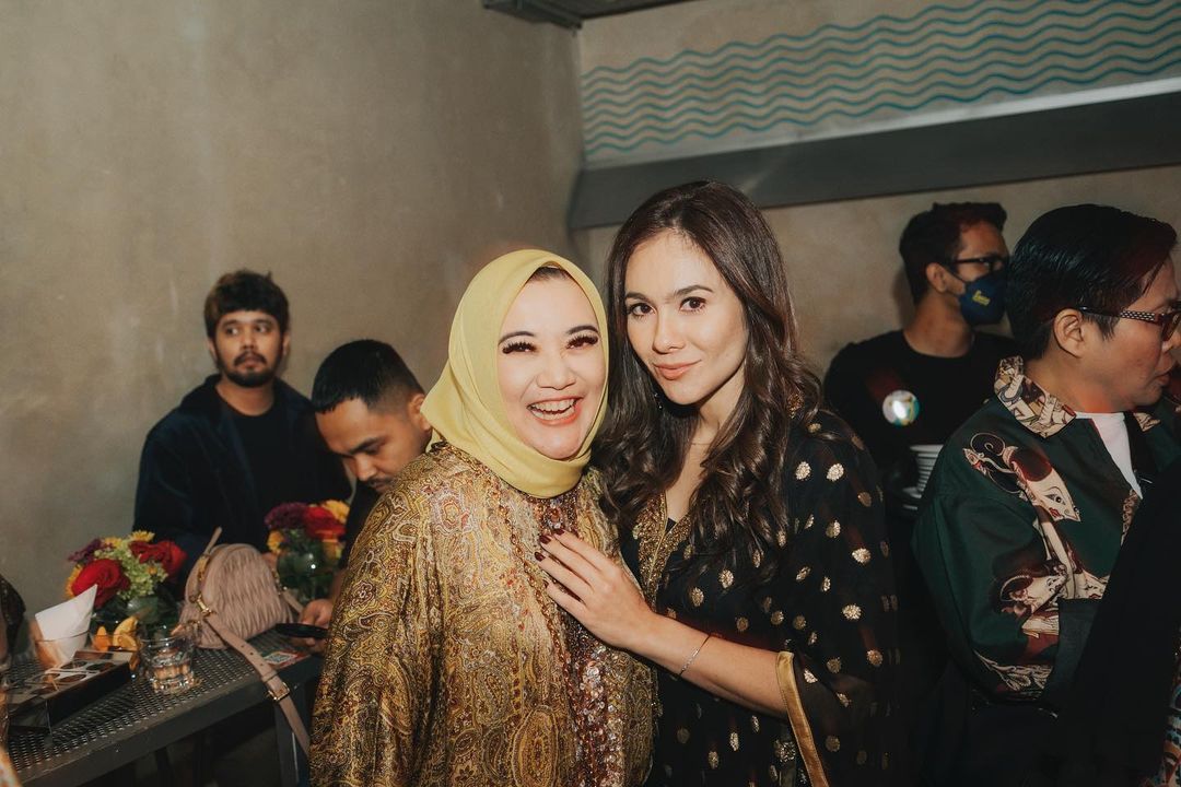 Sifat Asli Dibongkar, 7 Potret Wulan Guritno & Ibunda Sabda Ahessa ...