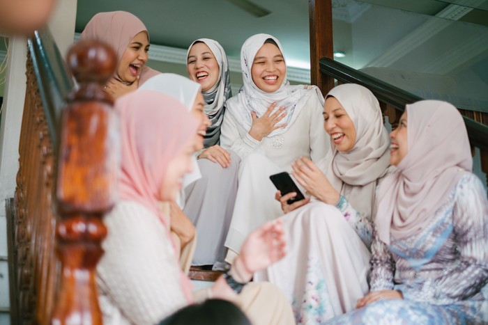 Sunnah Hari Raya Idul Fitri bagi Wanita dan Anak-anak