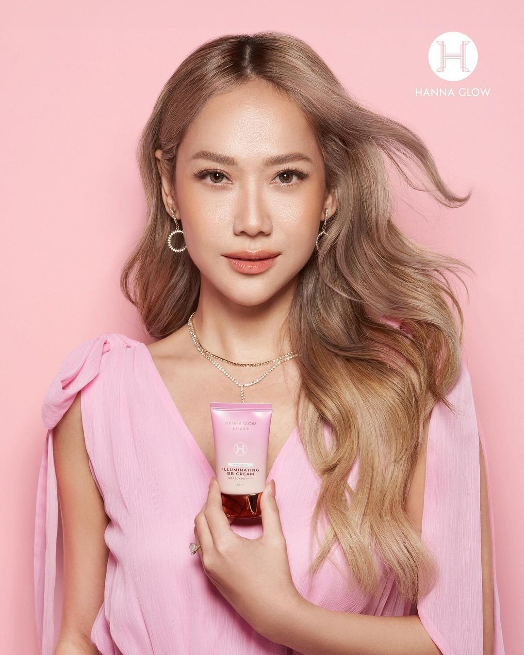 Hanna Glow Gandeng Bunga Citra Lestari Jadi Brand Ambassador, Ajak Perempuan Indonesia Tampil ...