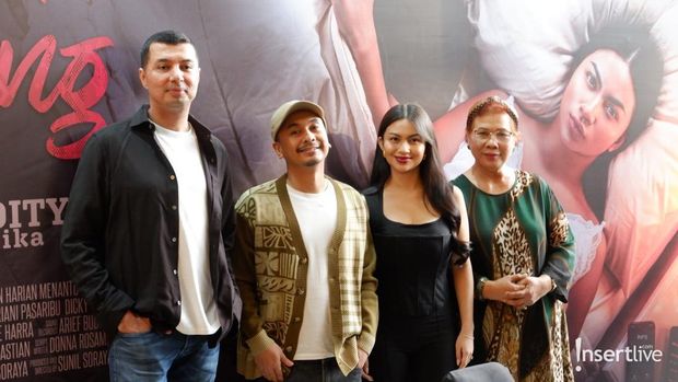 Suami Lakoni Adegan Ranjang dengan Ariel Tatum, Istri Raditya Dika ... Suami Lakoni Adegan Ranjang dengan Ariel Tatum, Istri Raditya Dika ...