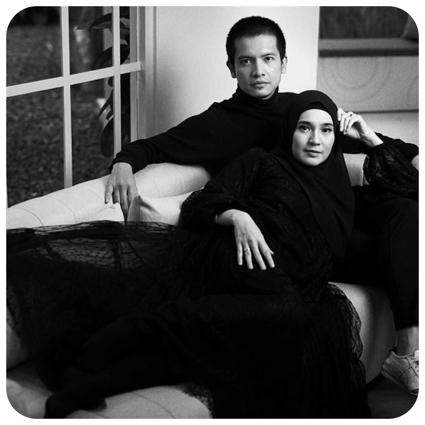 7 Potret Pernikahan Dimas Seto & Dhini Aminarti yang Harmonis Selama 15 Tahun