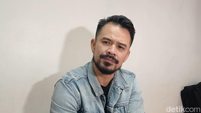 Roby Tremonti Doakan Pernikahan Aurelie Moeremans