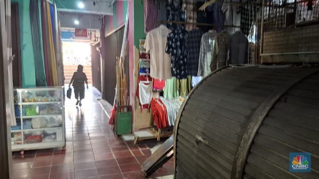 Pertokoan Terkenal di Bekasi Sunyi Sepi, Pembeli Hilang Misterius
