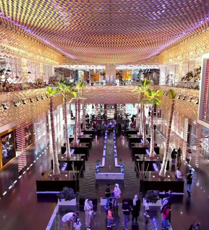 5 Fakta Iran Mall, Sentra Belanja Paling Besar Di Timur Tengah - Titiktahu