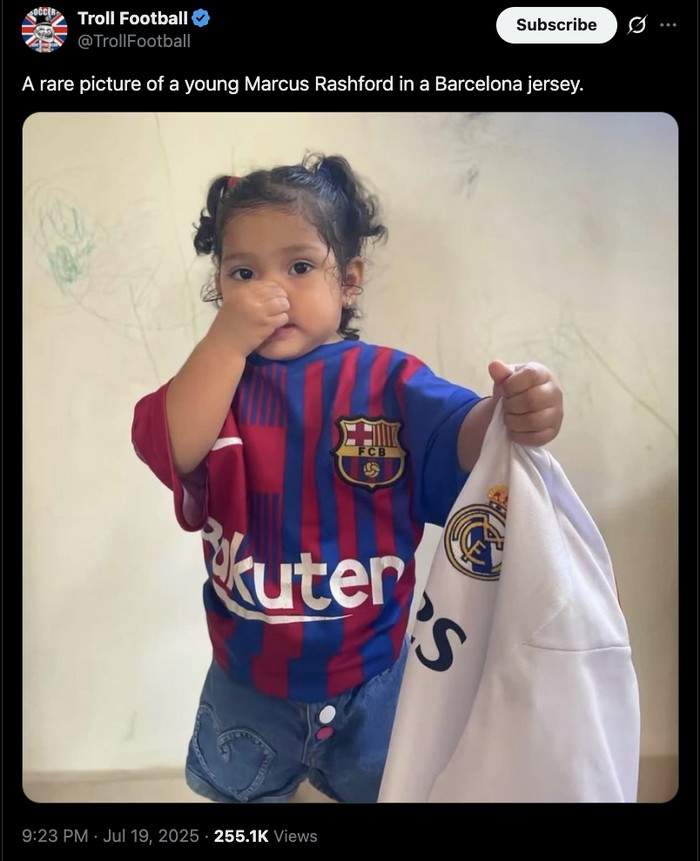 Meme Kocak Rashford ke Barca: Ditimang Messi!