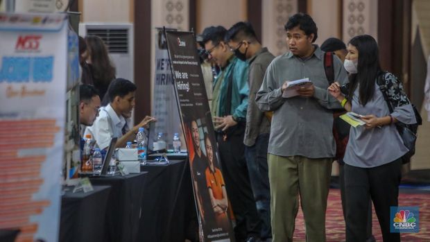 Survei OLX: 538 Ribu Orang RI Cari Kerja, Tapi Lowongannya Cuma Segini
