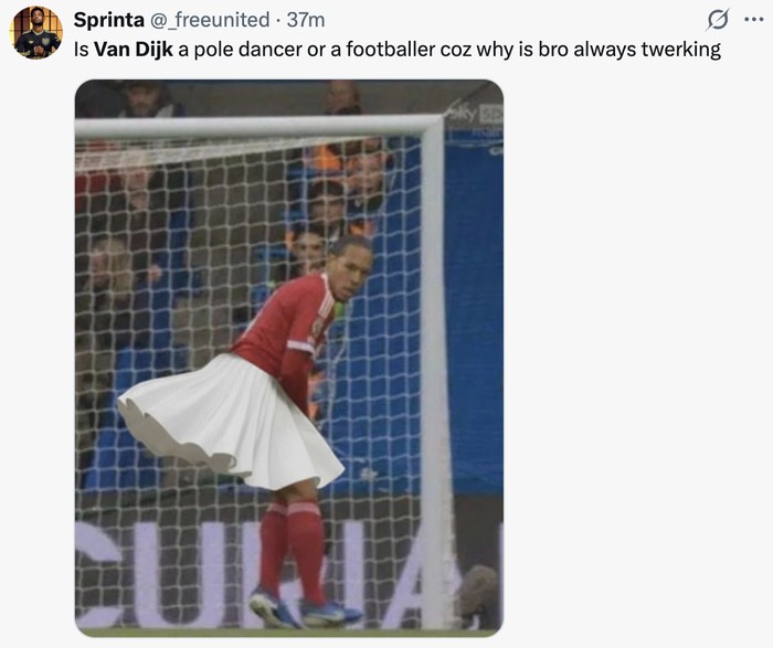 Meme Bokong Van Dijk Jadi Ancaman Liverpool