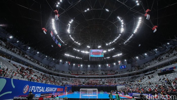 Lautan Merah di Indonesia Arena, Suporter Timnas Futsal Siap Kawal ...