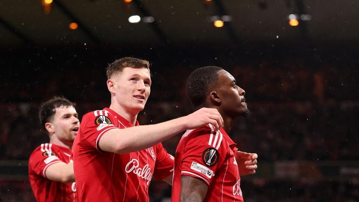 Hasil Playoff Liga Europa Dini Hari Tadi: Forest dan Bologna ke 16 Besar
