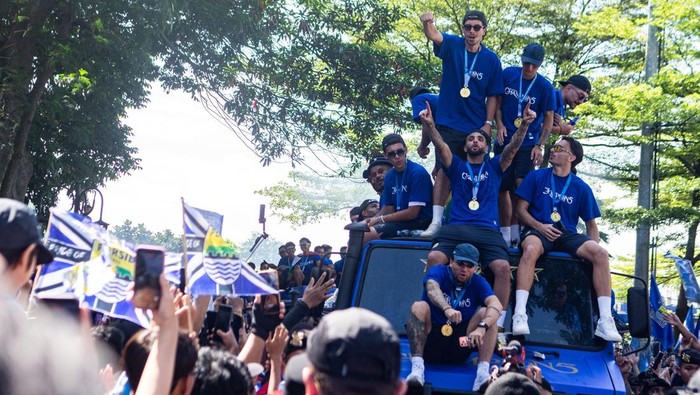 Umuh Muchtar Ungkap Pemain Persib Trauma Konvoi: HP Hilang, Kepala Kena ...