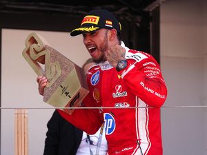 Berita dan Informasi Lewis hamilton Terkini dan Terbaru Hari ini - detikcom