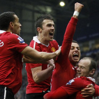 Senyum Lebar 'Setan Merah'