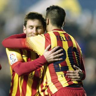 Buruk di Babak Pertama, Barca Diselamatkan Hat-trick Tello-Messi