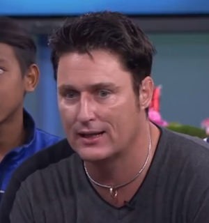 Timo Scheunemann Luncurkan Buku Tanya Jawab Sepakbola