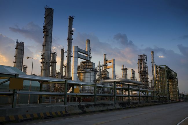 Saudi Aramco dan Rosneft Calon Kuat Pemenang Kilang Tuban