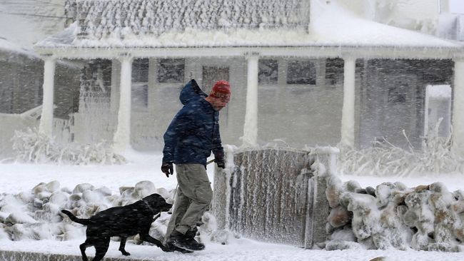 Cuaca Dingin Ekstrem di AS Ganggu Penerbangan Hingga Bisnis