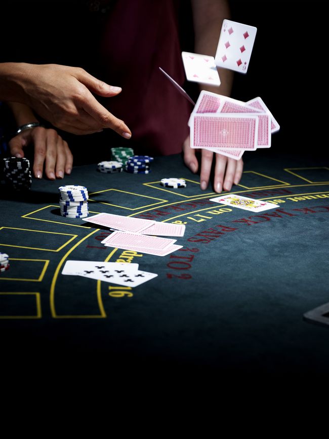 Cardistry, Seni Bermain Kartu yang Ditinggalkan Pesulap