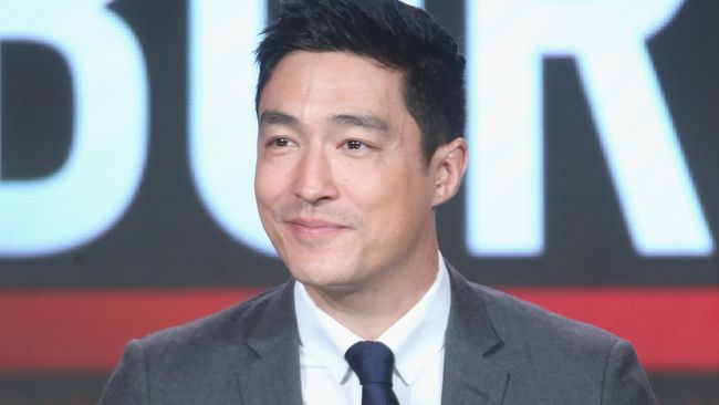 Daniel Henney menikah dengan model Asia-Amerika bernama Ru Kumagai.