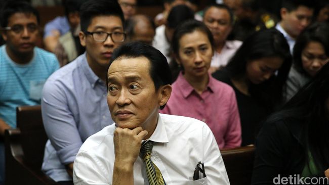 Edi Darmawan, ayah Mirna Salihin merasa ditipu Netflix gegara ...