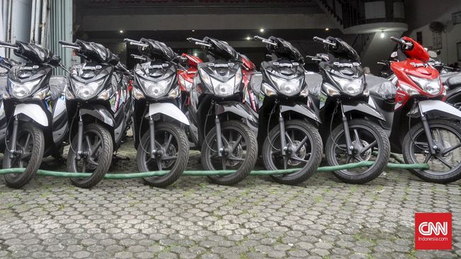 Anak Buah Luhut Klarifikasi Wacana Pajak Motor Bensin Naik Anak Buah Luhut Klarifikasi Wacana Pajak Motor Bensin Naik