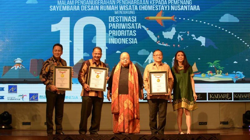 Menpar Umumkan Pemenang Sayembara Arsitektur Nusantara Menpar Umumkan Pemenang Sayembara Arsitektur Nusantara