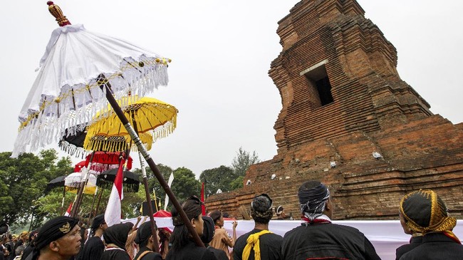 8 Peninggalan Kerajaan Majapahit Ada Kitab Hingga Candi Paperplane