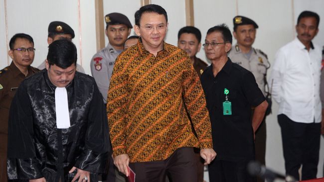 Surat Ahok Bantu Niko Atmaja Meminang Kekasih