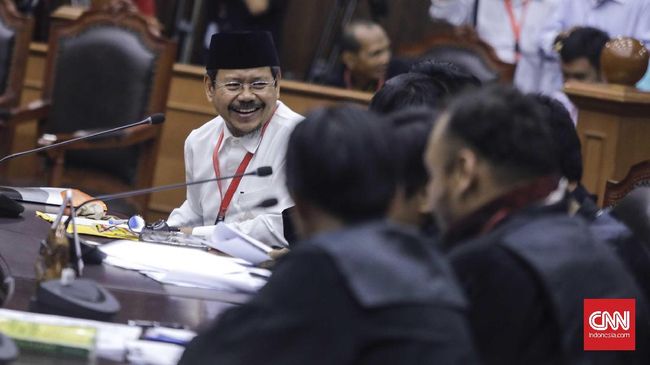 Sesalkan Sikap Kemdagri, HTI Sindir Tersangka Korupsi