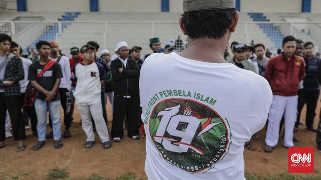 FPI Kembali Wacanakan 'Sweeping' dan Deportasi Warga Amerika