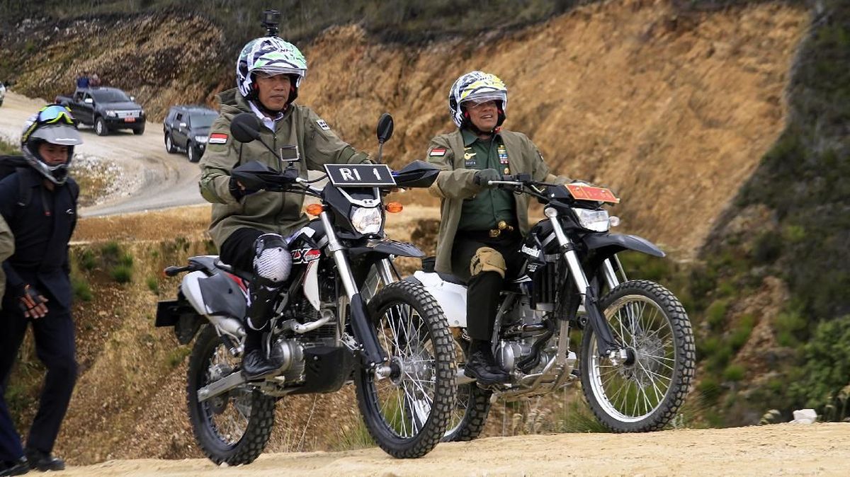 Alasan Ban Depan Motor Trail Lebih Besar dari Belakang