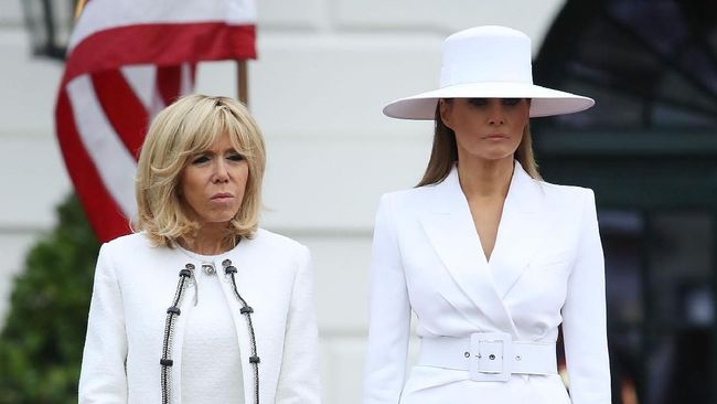 6 First Lady yang Terkenal Punya Gaya Paling Modis