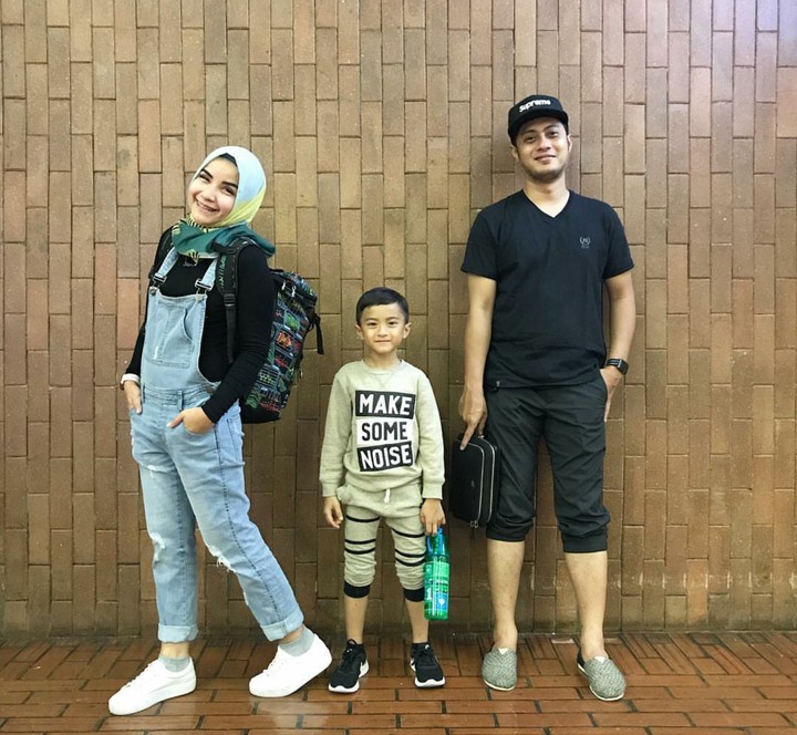 8 Potret Keseruan Keluarga Kakak Zaskia Mecca, Tasya Nur Medina - 7