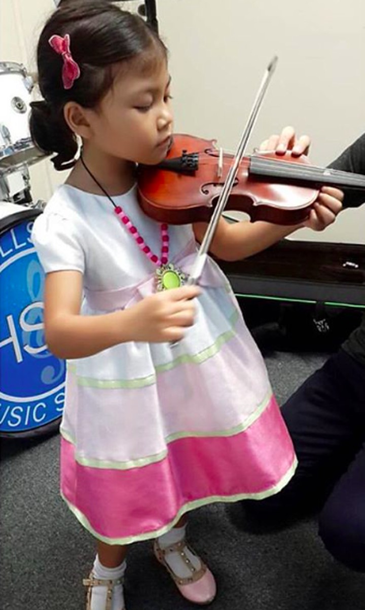 Kenalan dengan 3 Keponakan Denada yang Manis-manis - Foto 7 Kenalan dengan 3 Keponakan Denada yang Manis-manis - Foto 7