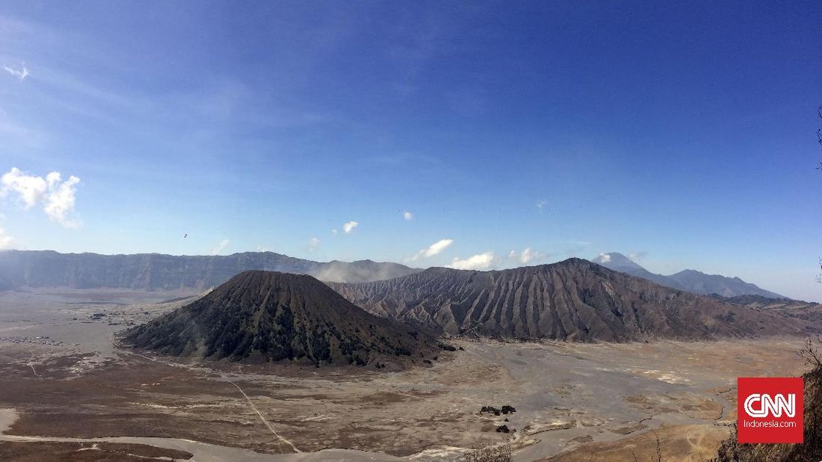 PUPR Bangun Jembatan Kaca Sepanjang 120 M di Bromo