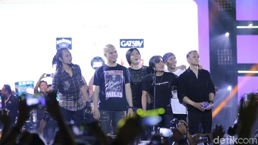 Lirik Lagu Risalah Hati - Dewa 19 Lirik Lagu Risalah Hati - Dewa 19